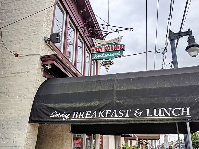 The unassuming storefront of Kozy Korner beckons hungry Wilmington locals like a breakfast lighthouse guiding ships to delicious harbor.