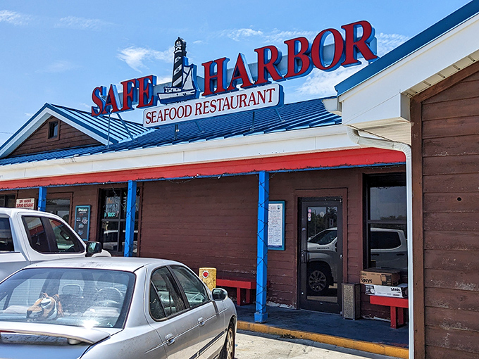 The classic red, white, and blue exterior promises no-frills authenticity. Like a seafood version of "if you know, you know."