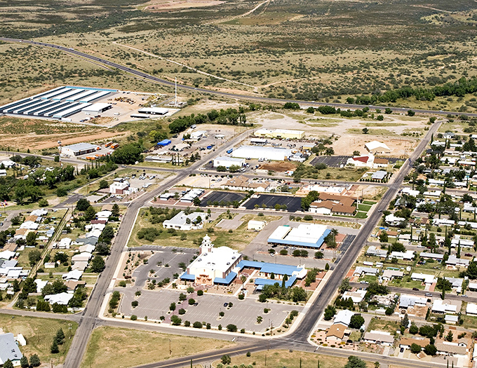 Sierra Vista spreads across the desert landscape like a well-planned retirement dream come true. 