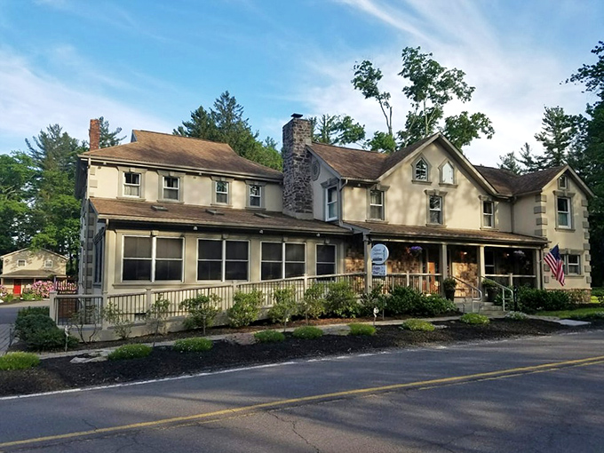 A stately country manor turned culinary destination. The Frogtown Chophouse's stone-accented exterior promises the kind of meal worth writing home about. 