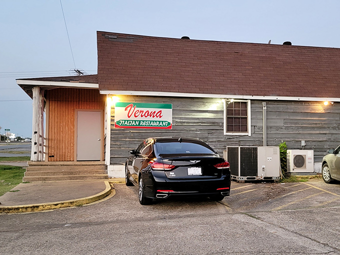 The unassuming exterior of Verona Italian Restaurant might fool you, but as my grandmother always said, "Never judge a pasta place by its porch."