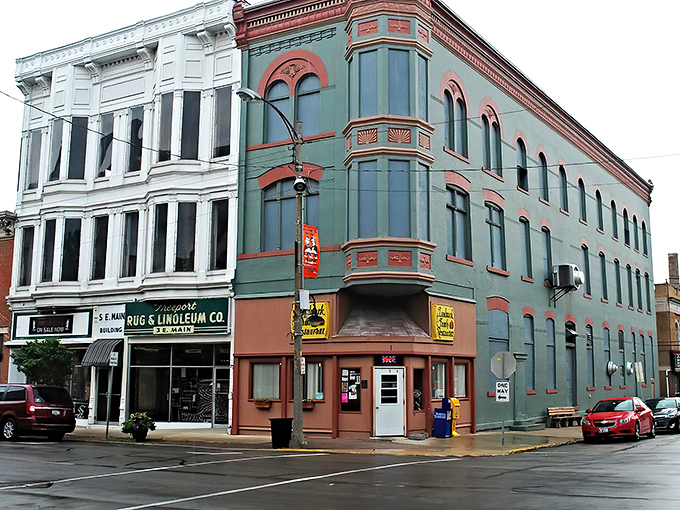 Historic downtown Freeport showcases colorful architectural gems that would make a Monopoly board designer weep with envy. Affordable small-town charm with big-city character.