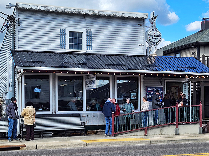 The classic white clapboard exterior with green trim isn't putting on airs&mdash;it's the genuine article, complete with Amish buggies parked outside.