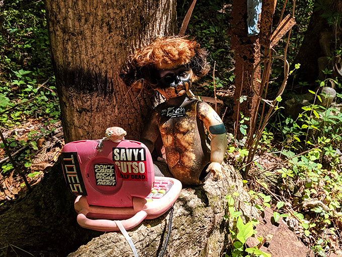 Television has never been so eerily captivating. This vintage set offers a different kind of programming&mdash;one that might haunt your dreams.