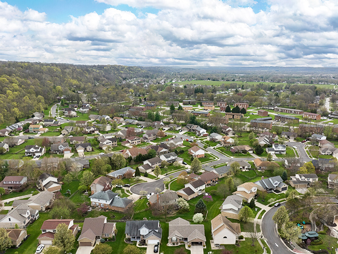 Fairfield's neighborhoods unfold like a patchwork quilt of American suburban dreams, where well-kept lawns and winding streets create a canvas of everyday tranquility.