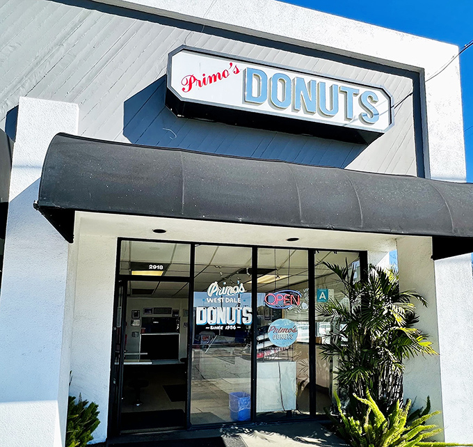 The unassuming storefront on Sawtelle Boulevard doesn't scream "food paradise," but like any great love story, it's what's inside that counts.