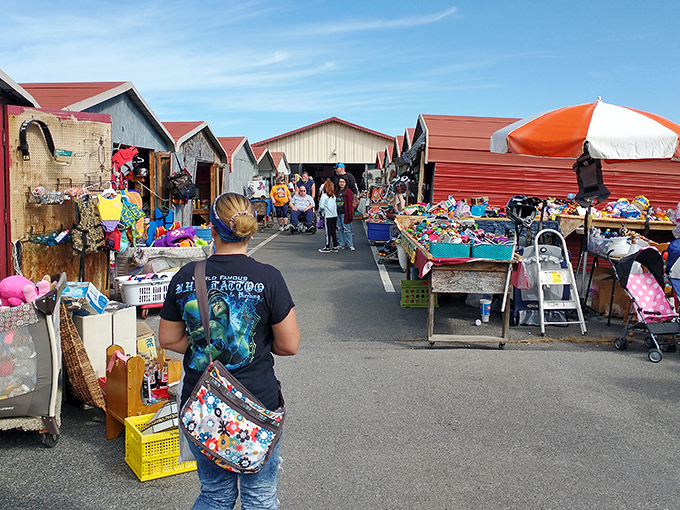 The outdoor section beckons with colorful canopies and treasure-filled stalls. Like a small village dedicated to the art of the deal. 