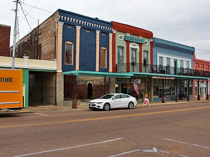 Main Street stretches before you like a Norman Rockwell painting come to life, where historic storefronts whisper stories of Mississippi's past.