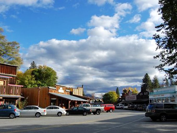 Winthrop's main street looks like a Hollywood Western come to life, complete with wooden boardwalks and vintage storefronts that creak with authentic charm.