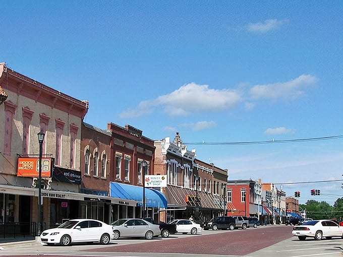 Seward's historic downtown looks like a movie set, but it's the real deal &ndash; colorful brick buildings housing local businesses that have stood the test of time.