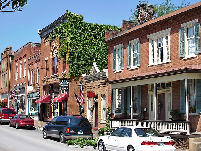 The International Storytelling Center&mdash;where tales are served fresh daily with a side of Southern charm. 