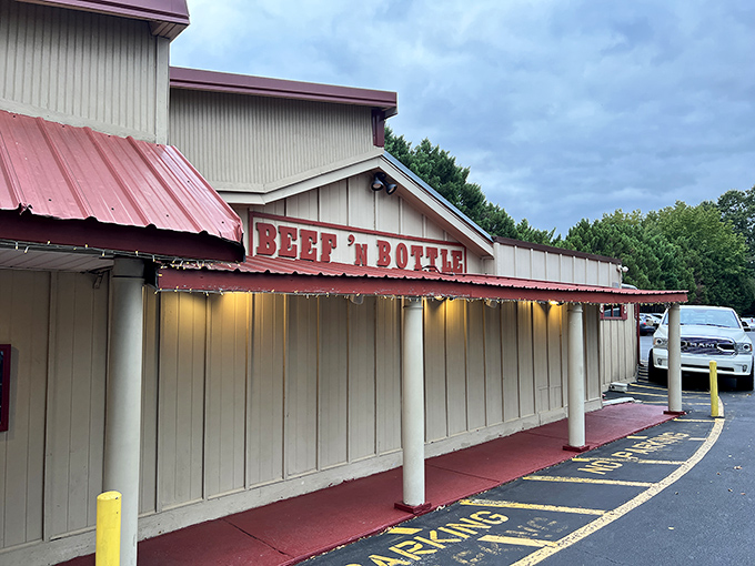 Don't let the humble exterior fool you&mdash;this unassuming beige building houses meat magic that would make carnivores weep tears of joy.