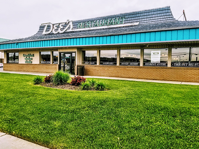 That iconic blue trim isn't just decoration&mdash;it's a beacon of breakfast hope for hungry Salt Lakers who know where the real comfort food hides.