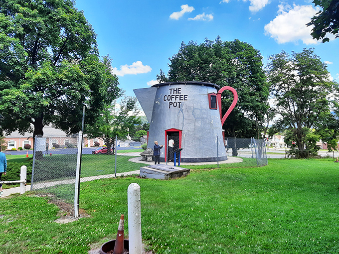 Standing proudly along Route 30, The Coffee Pot of Bedford proves that sometimes the best roadside attractions are the ones that pour on the charm.