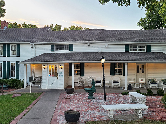 The white farmhouse on the hill doesn't scream "culinary landmark," but that's part of its charm. Good food doesn't need neon signs.