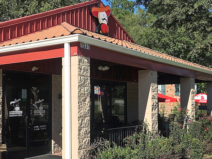 A welcoming oasis under terracotta tiles, Tacos Nayarit's patio invites you to slow down and savor authentic Mexican flavors in Columbia's bustling landscape.