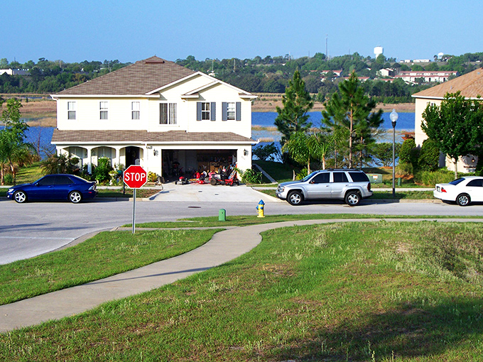 Rolling hills in Clermont? You bet! Florida's topographical rebel breaks all the pancake-state stereotypes with its undulating landscape and suburban charm.