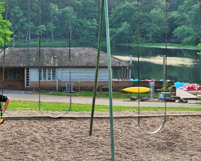 Fall at Daingerfield transforms the ordinary into extraordinary. Mother Nature showing off her color palette like it's fashion week for trees.