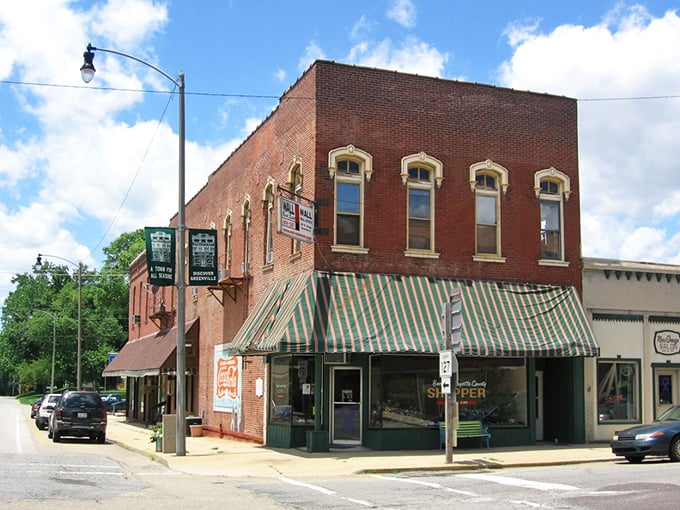 Greenville's historic downtown square looks like it was plucked from a Norman Rockwell painting, complete with that courthouse that's seen more stories than a librarian.