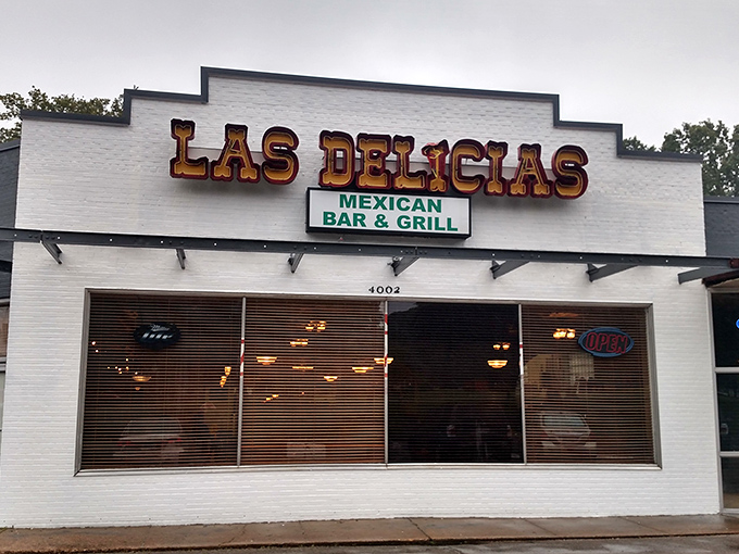 The unassuming exterior of Las Delicias hides culinary treasures within. Sometimes the most memorable meals happen in the most modest buildings.