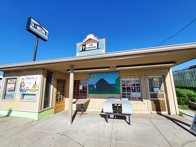 La Choza's humble exterior might not stop traffic, but locals know this unassuming building houses flavor explosions that would make your taste buds throw a parade.