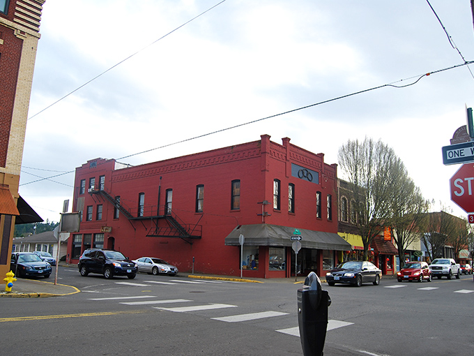 Silverton's historic red brick buildings aren't just pretty faces &ndash; they're the architectural equivalent of comfort food with character.