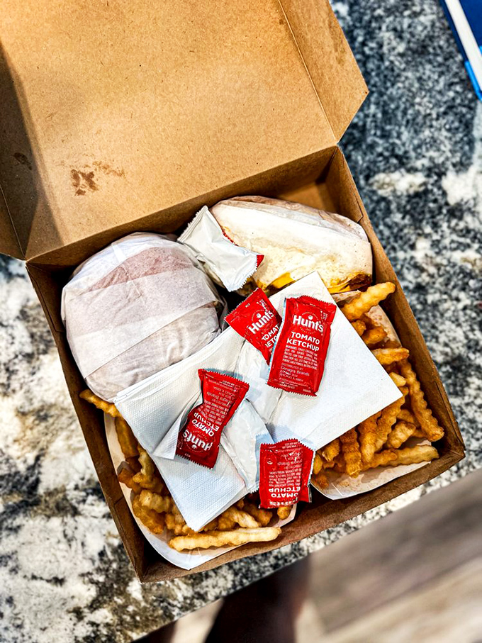 To-go packaging that respects the integrity of the meal inside. Those fries aren't getting soggy on this watch.
