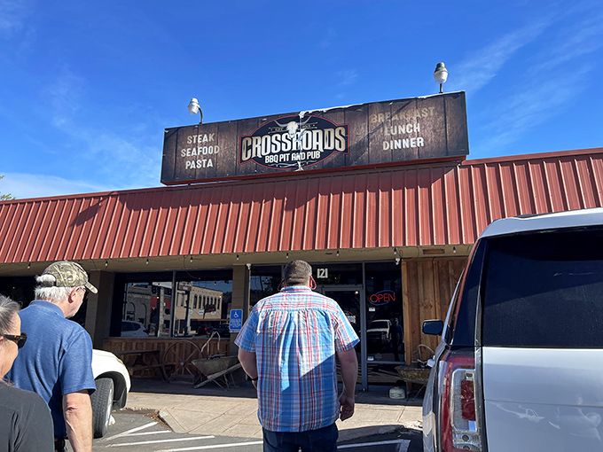 At Crossroads BBQ, the smoke signals say "come hungry, leave happy"&mdash;a message that's universally understood in any language.