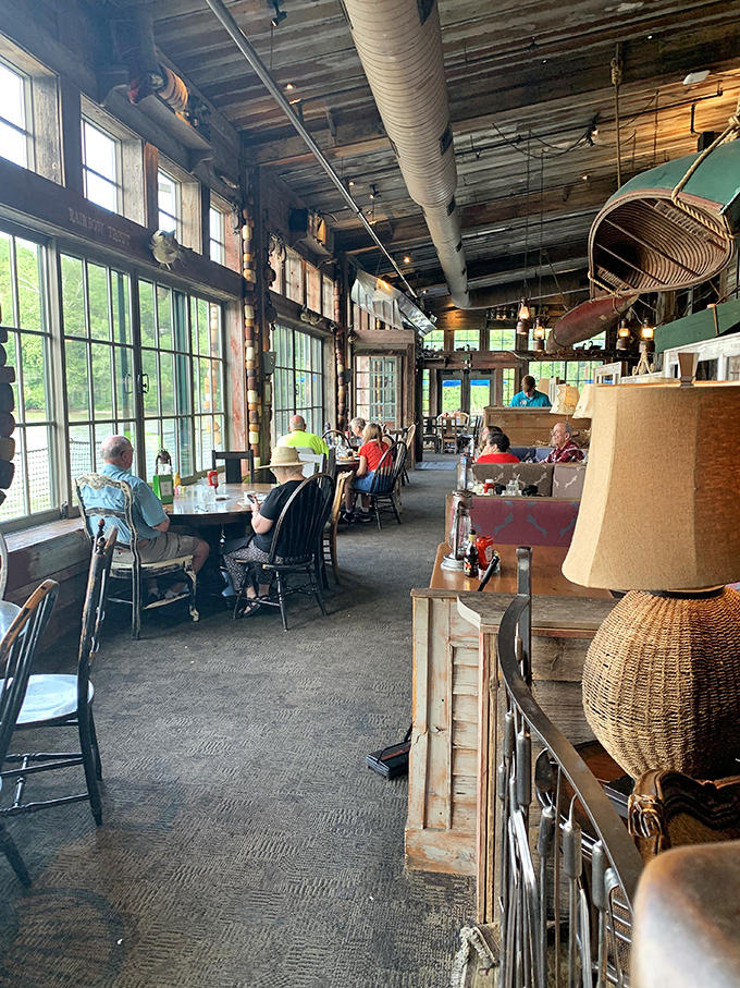 Windows that frame Lake Taneycomo like living paintings. The view competes with the food for your attention, and both are winning.