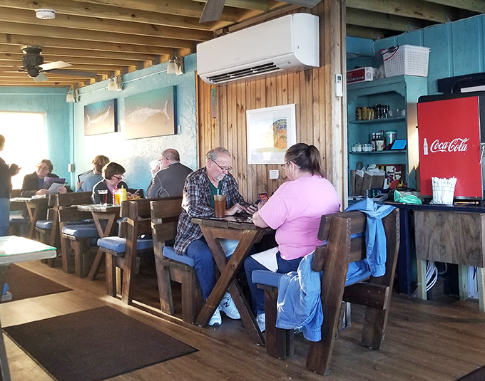 Where locals and visitors break bread together. That sunlight streaming in is nature's way of highlighting your excellent restaurant choice.