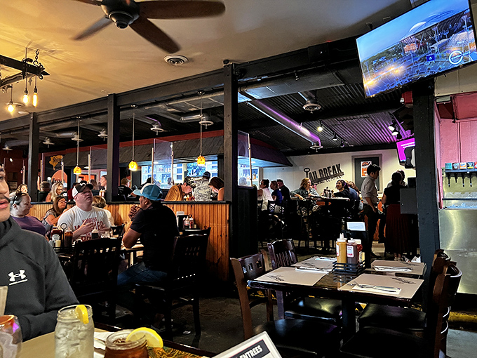 Where locals and visitors come together over good food. The buzz of conversation is the perfect soundtrack to your meal.