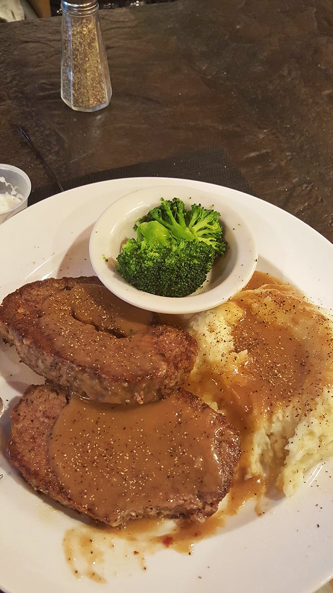 When meatloaf and mashed potatoes have a beautiful Pennsylvania romance, this is their delicious offspring. Pure comfort with zero pretension.