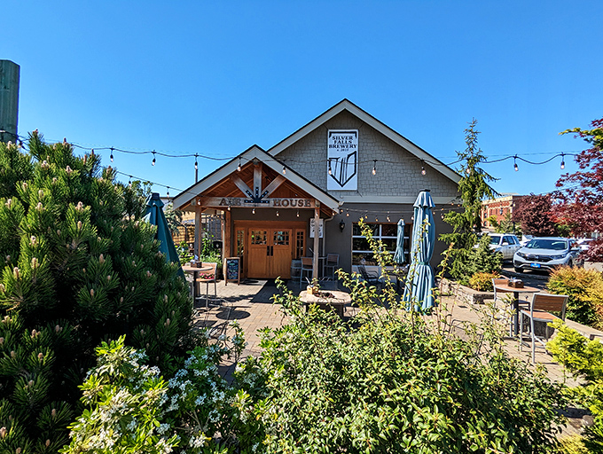 Silver Falls Brewery's inviting patio practically whispers, "Stay awhile, have another, and forget about that conference call you're missing."