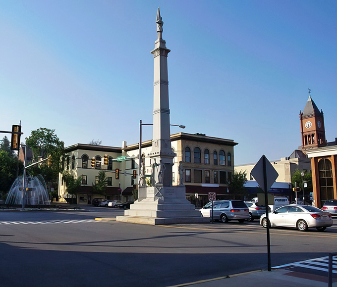Downtown's monument square&mdash;where history stands tall and locals gather to debate everything from politics to the best pie in town. 