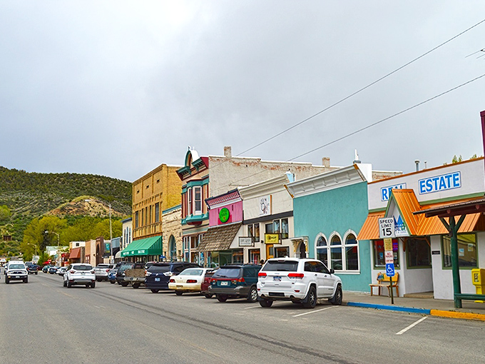 Pastel-colored buildings line Paonia's business district, a Main Street that Norman Rockwell would have painted if he'd ventured this far west.