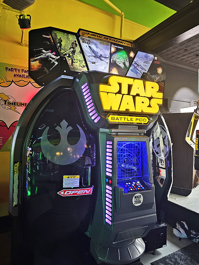 The Star Wars Battle Pod: proof that arcade technology evolved beyond Pong, offering immersive experiences that still can't be replicated on your smartphone.