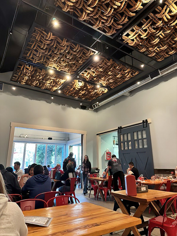 Look up and be mesmerized by the rope-adorned ceiling&mdash;a nautical touch that reminds you these folks are serious about their seafood credentials.