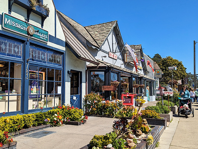 Tudor-style shops line streets where browsing becomes an art form and discoveries await around every corner.