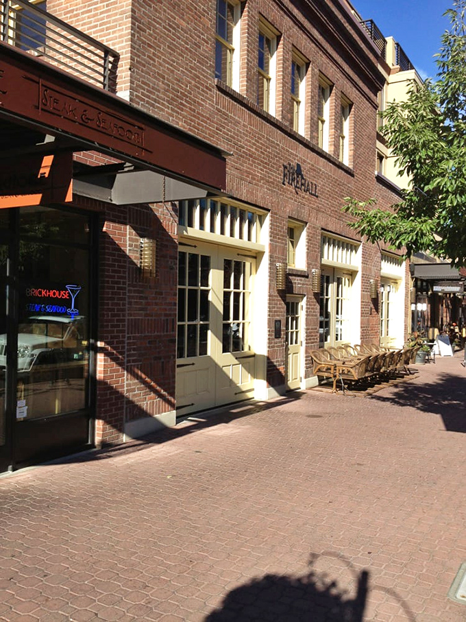 Brickhouse's elegant storefront fits perfectly into Bend's charming downtown &ndash; inside awaits steak nirvana with urban flair.