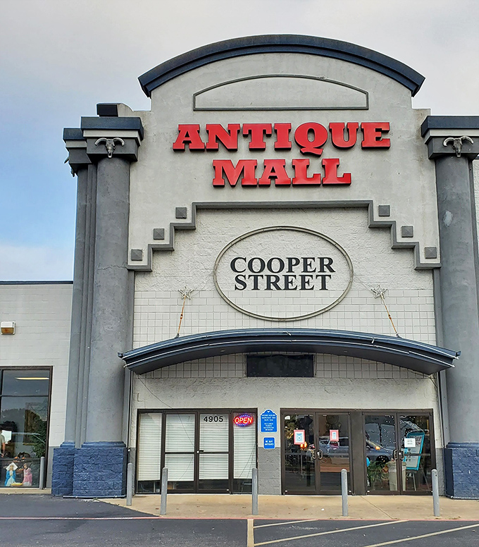 Cooper Street's grand entrance looks more like a movie palace than an antique mall&mdash;and the treasures inside are equally dramatic.