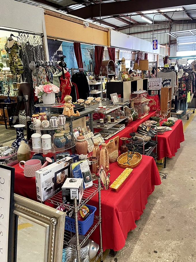 From antique d&eacute;cor to charming collectibles, this booth feels like stepping into a carefully curated time capsule.