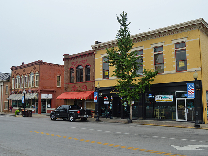 Somerset's city hall stands ready to serve a community where your Social Security check serves you quite well too.