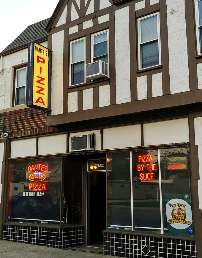 Those glowing neon signs in Dante's windows are like pizza bat-signals calling hungry Clevelanders home.