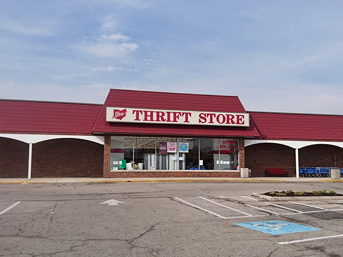 Thrift shopping under big sky! The classic design and ample parking hint at the vast selection waiting inside.