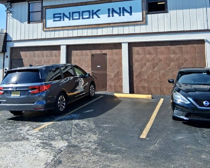 No fancy facade needed when what's inside is pure Florida gold &ndash; fresh-caught and perfectly prepared.