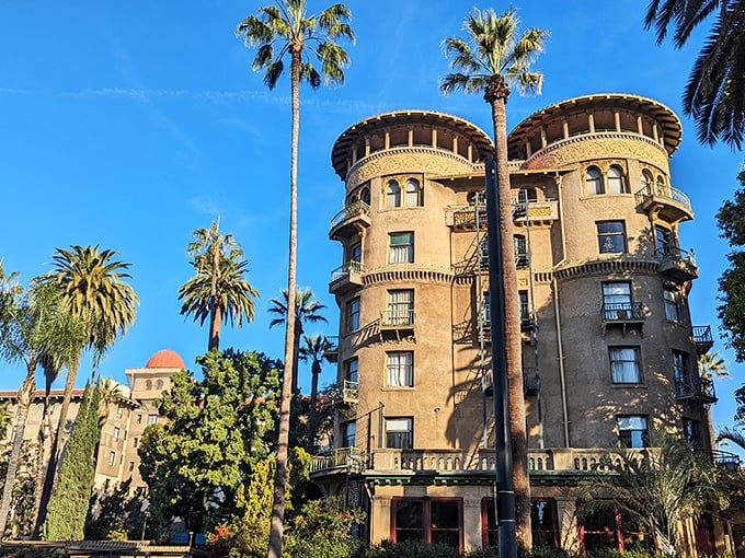 Old-world luxury lives on! This former hotel's stunning architecture makes modern buildings look downright boring in comparison.