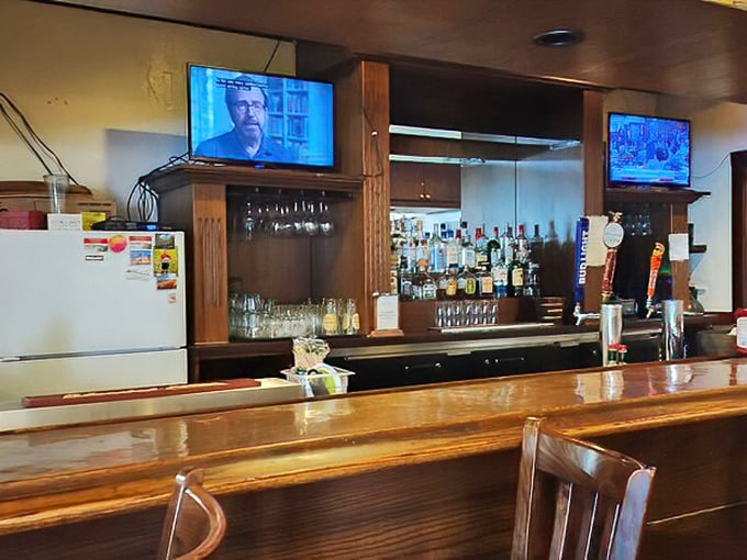 The counter bar area&mdash;where solo diners find community, coffee cups get bottomless refills, and local news becomes common knowledge.