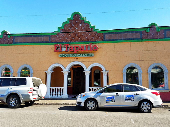 El Tapatio's vibrant fa&ccedil;ade promises a fiesta inside&mdash;the kind where the salsa isn't just on your plate but might be playing through the speakers too.