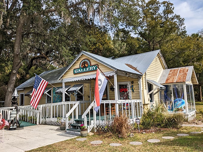 This quaint gallery flies both Old Glory and artistic spirit with equal pride &ndash; small-town America at its creative best.