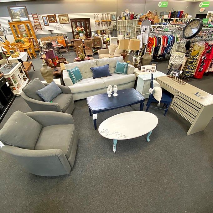 A living room collection that whispers "sophisticated adult" while shouting "incredible savings!" The best of both worlds, really.